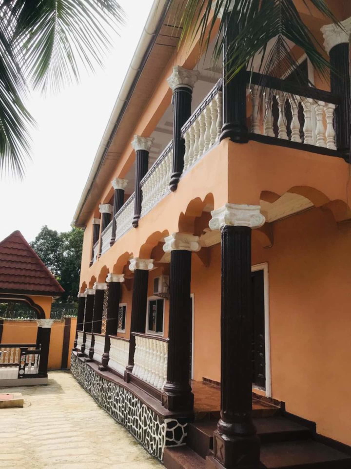 Luxury In Lumley 3: 3 Beautiful Bedrooms - Freetown