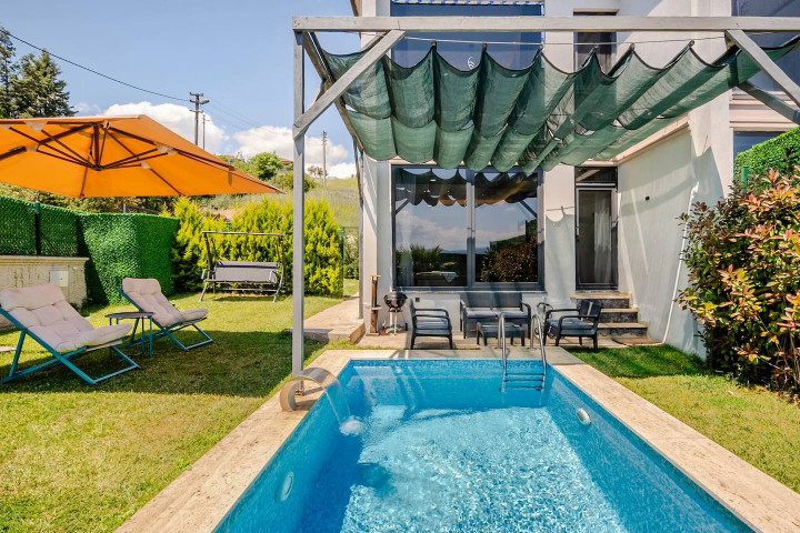 1. Deluxe Villa: Heated Pool, Fire Pit - Gebze