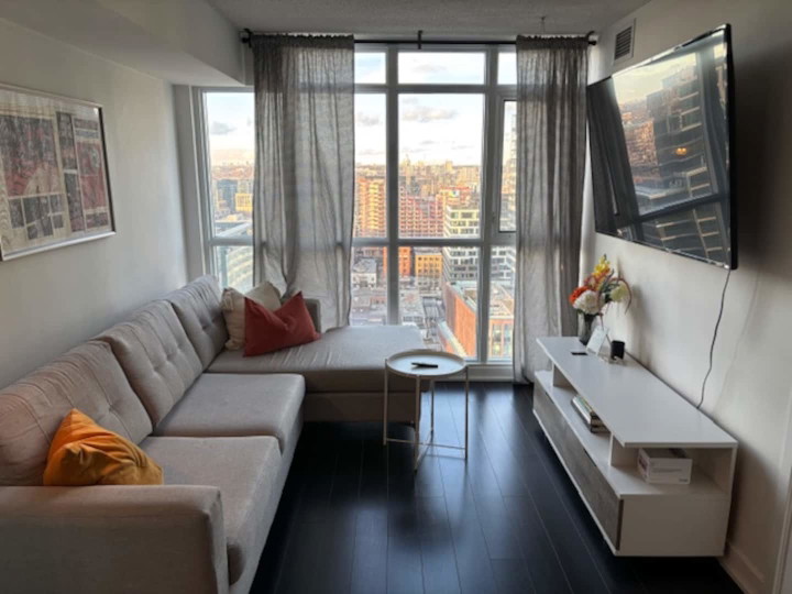 Cozy & Modern - Near The Well, Cn Tower - Toronto