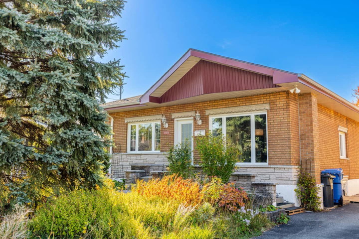 Spacious 4bdrs Entire House Near Dt, Free Parking - Montreal
