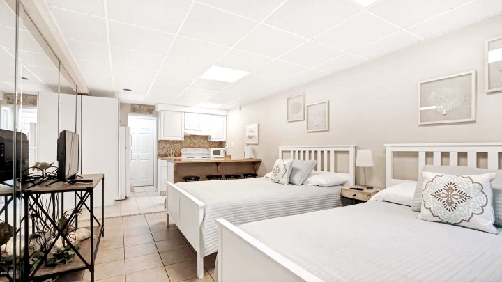Right On The Beach! Perfect For Couples Or Friends - Panama City Beach, FL