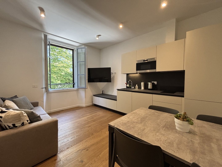 Maison Anna Jardin Caché Dans Le Centre-ville De Cernobbio - Cernobbio