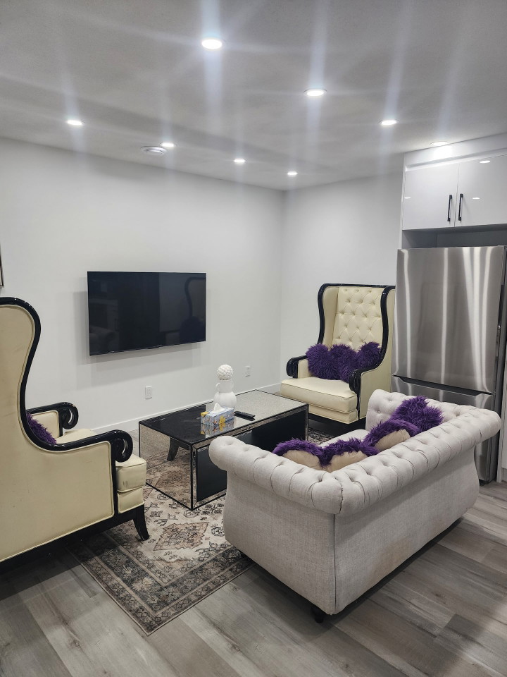 Stay And Relax. - Airdrie