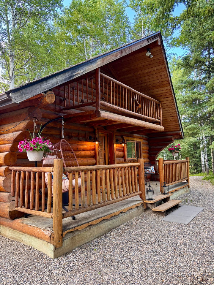 Woodlands West - The Log Cabin - Hinton