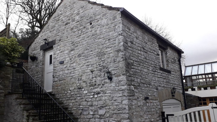 Unique 17th Century Peak District Studio Apartment - Castleton