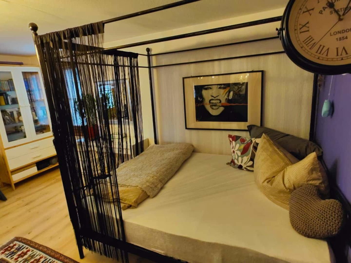 Central Two Room Flat In Vaduz - Liechtenstein