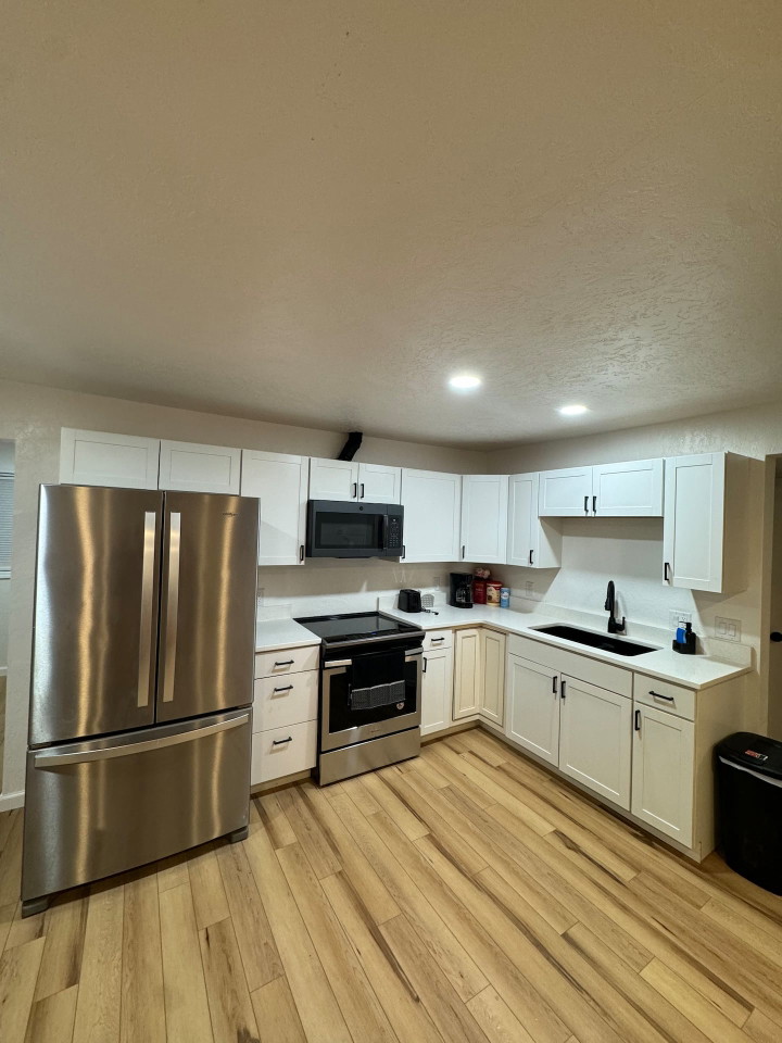 Modern 2 Bedroom House In Anc - Anchorage, AK