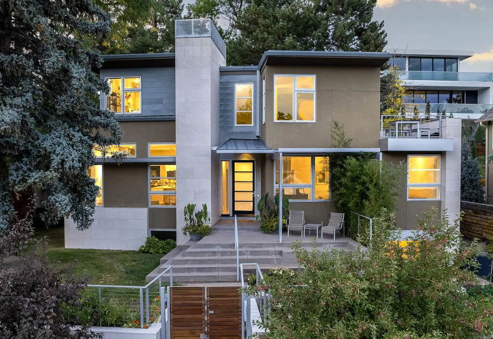 Elegant Oasis Amidst Boulders Natural Splendor - Boulder, CO