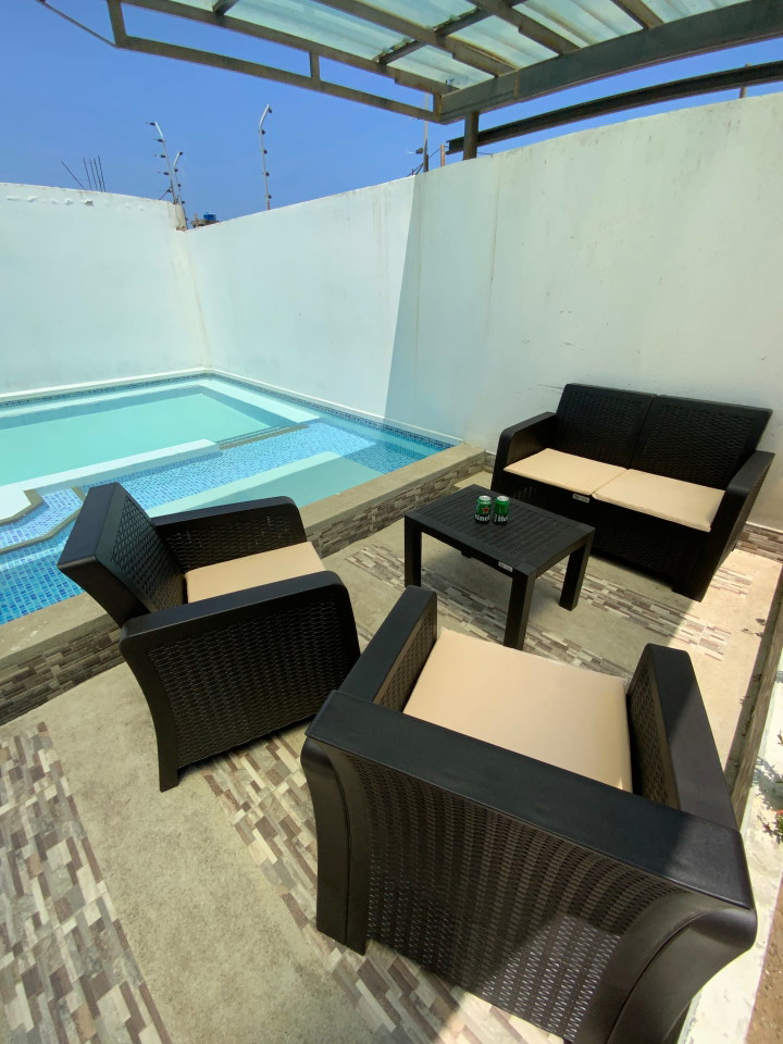Departamento Con Piscina En Condominio Privado - Playas