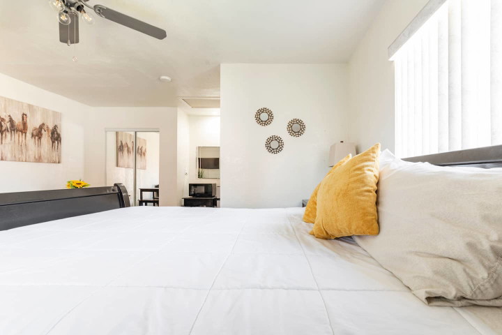 Cozy & Private Guesthouse Between La/orange County - Norwalk, CA