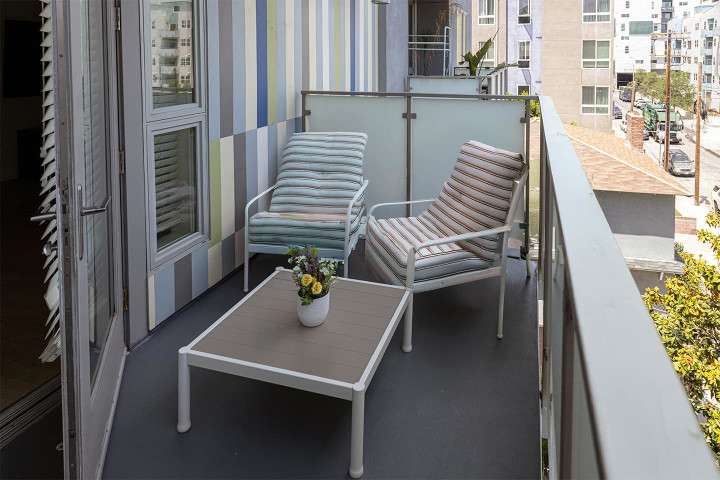 Noho Luxury Apartments - Burbank, CA