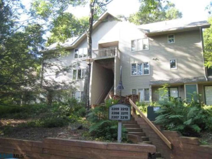 Spacious 2 Bedroom, 2 Bath Condo W/ Full Kitchen - Wintergreen, VA