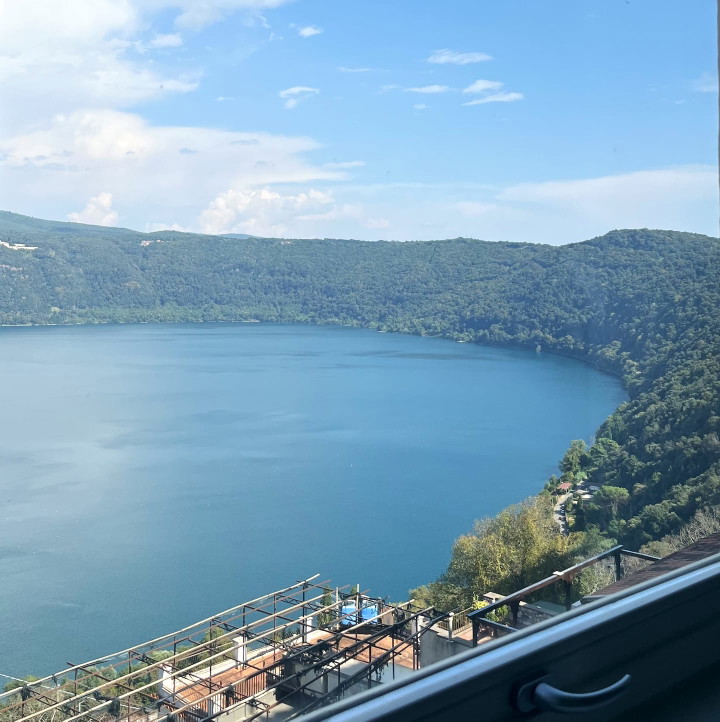 Vagea In Town, Dream On The Lake - Castel Gandolfo