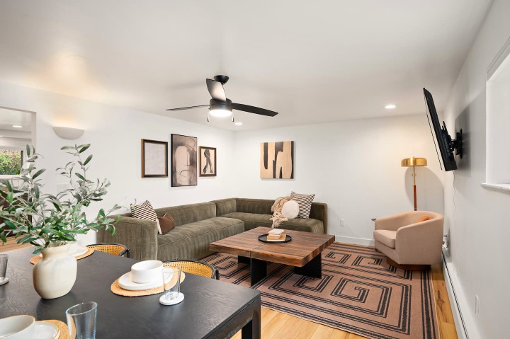 Modern 2br Near Red Rocks | Laundry + Parking - Wheat Ridge, CO