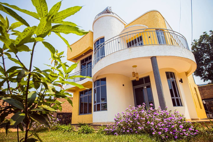 Anzi Home - Rwanda