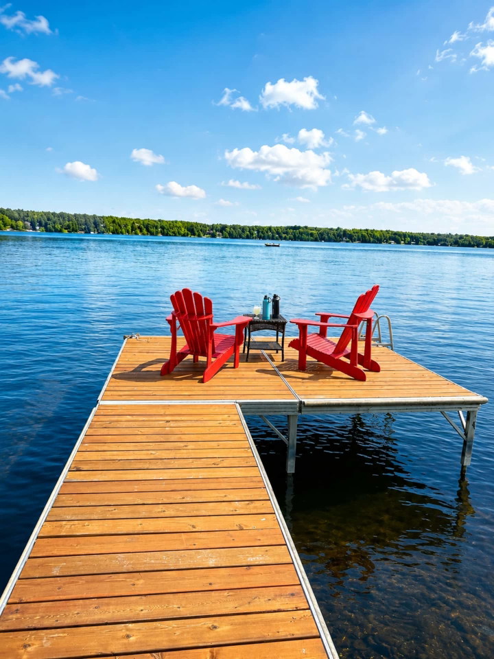 Lakefront 5br Log Home | Ac, Hot Tub, Sauna & Dock - Kawartha Lakes