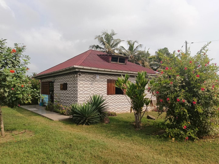 Maisonnette Familiale Bord De Mer - Côte d'Ivoire