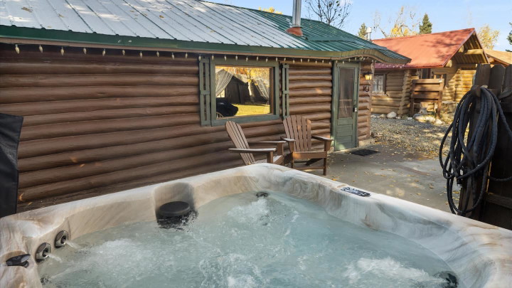Wild Bills Cabin - Montana