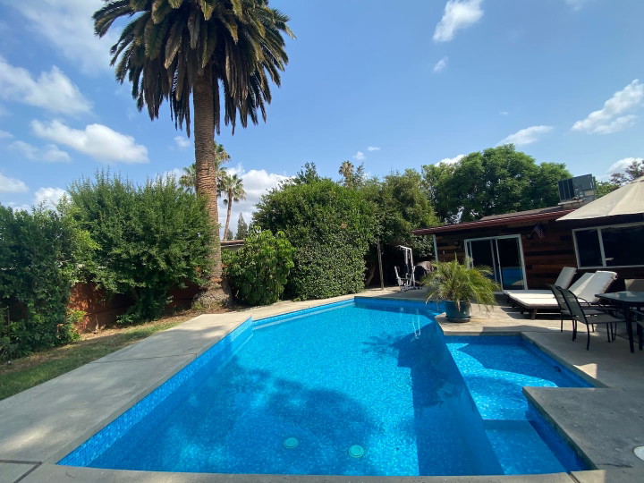 Cozy 3-bdrm Villa With Pool&tub - Los Angeles