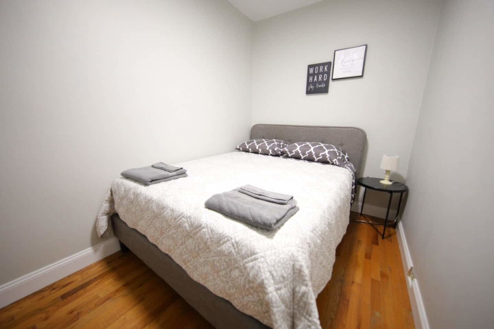 3 Bdrm Apt Next To Airport/5 Min To Downtown - Hull, MA