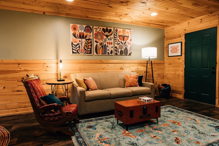 Pine + Pasture Retreat | Unique & Cozy Barn Stay - Carrollton, GA