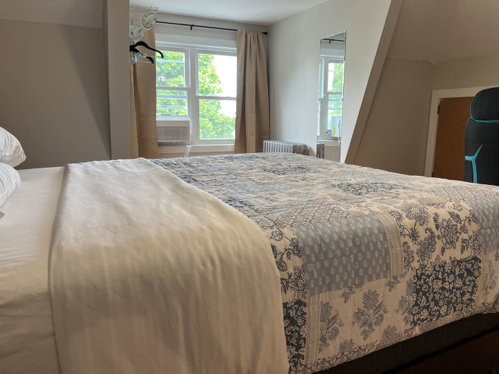 7-room 3 - Boston, MA