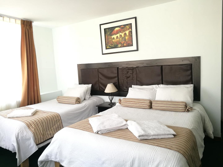 Habitación Familiar Comprende Para 3 Personas - Arequipa