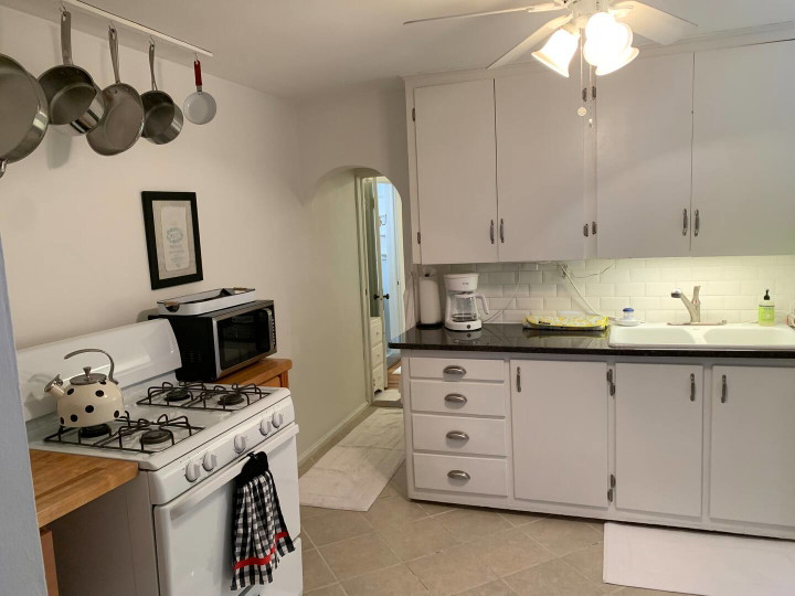Charm & Comfort 3 Blocks To Cheyenne Med Center - Cheyenne, WY