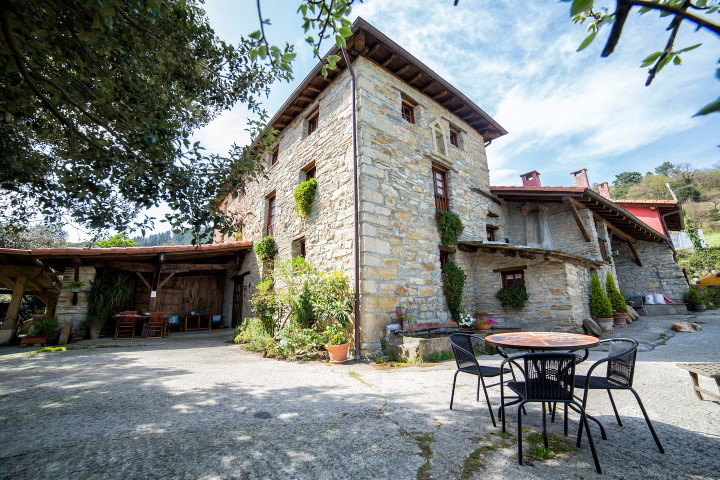 Casa Medieval Situada En El Centro De Euskadi - Elorrio