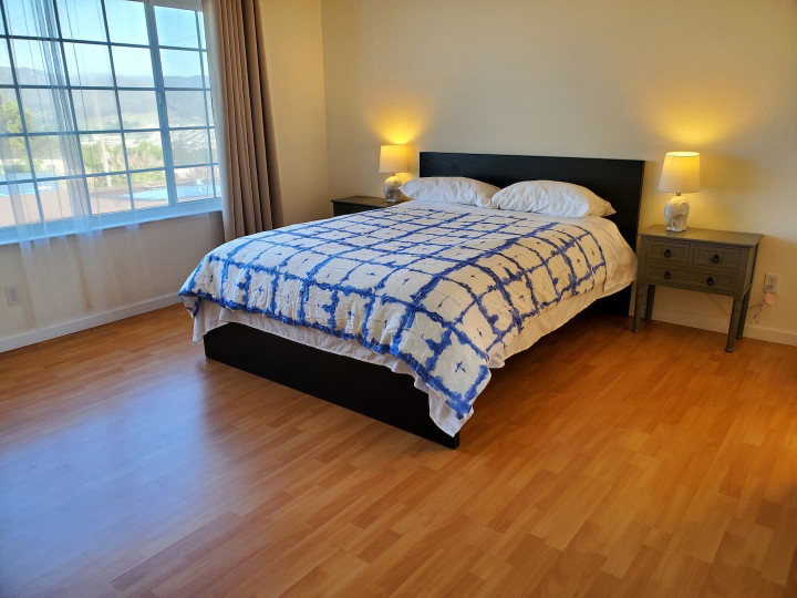 Spacious & Clean 4br Ssf House, Amazing Bay Views - San Bruno, CA