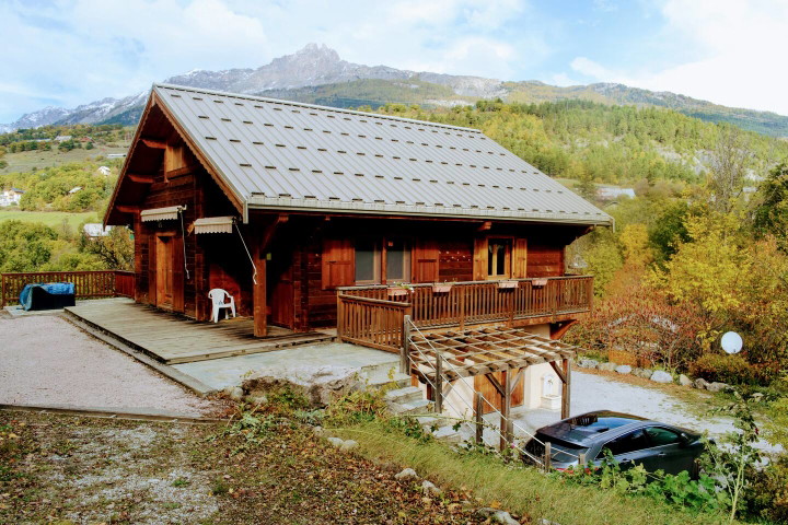 Chalet Montagne : Lac, Rando Et Bbq ! - Saint-Léger-les-Mélèzes