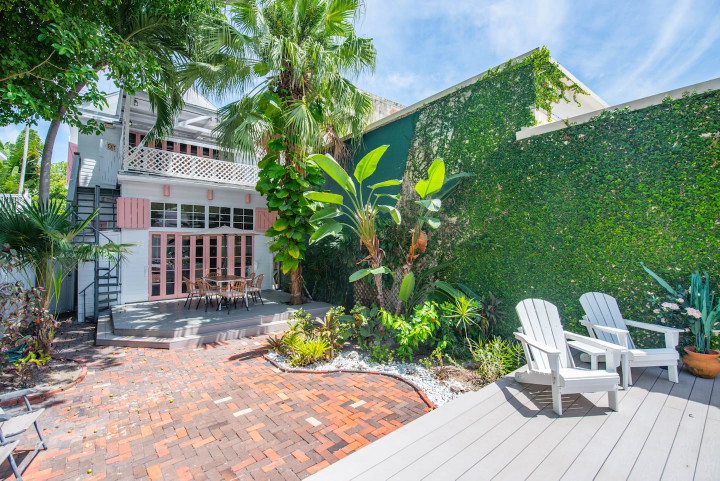 Coastal Rose - Private Pool & Near Duval - Key West, FL