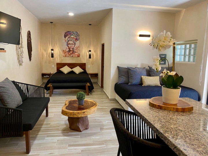 Ample Loft, 6 Minute Ride To The Beach! - Cancún