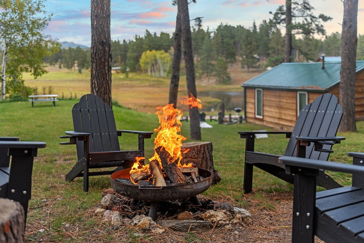 The Monet: Sauna + Firepit + Needle Views - Mount Rushmore National Memorial