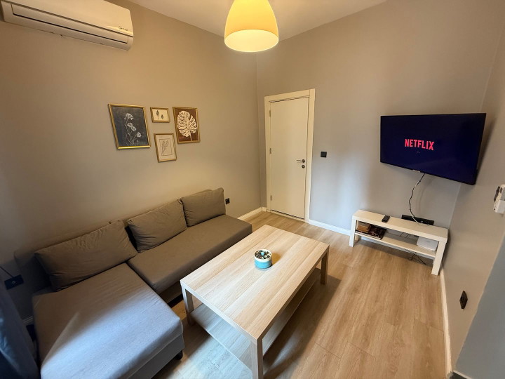 1+1 Apartment With Balcony In Beyoğlu - Cihangir