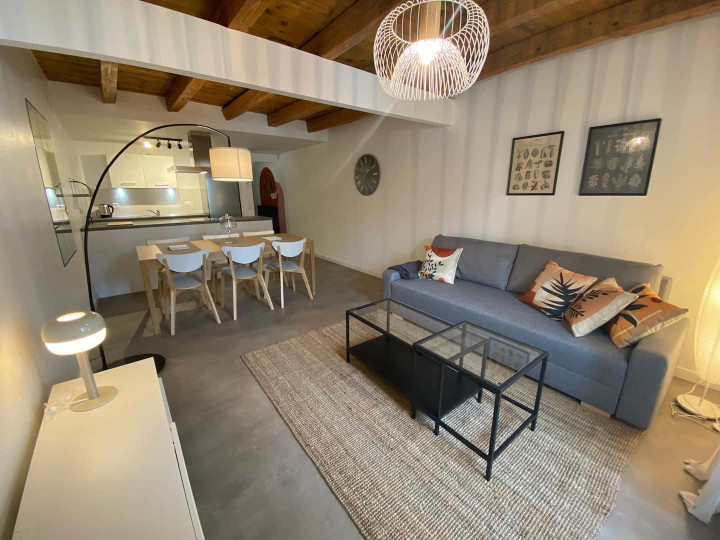 Friendly 2 Bedroom 1 Bathroom In The Heart Of The Village - Bonneville