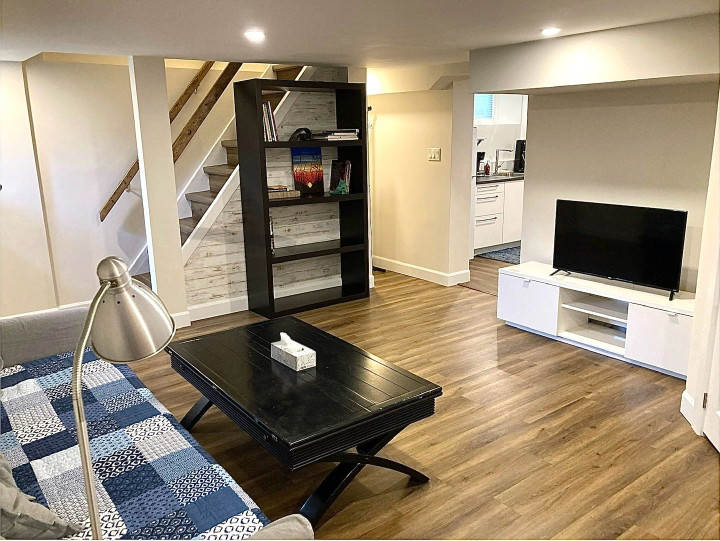 Basement Studio Apartment - Brantford, ON