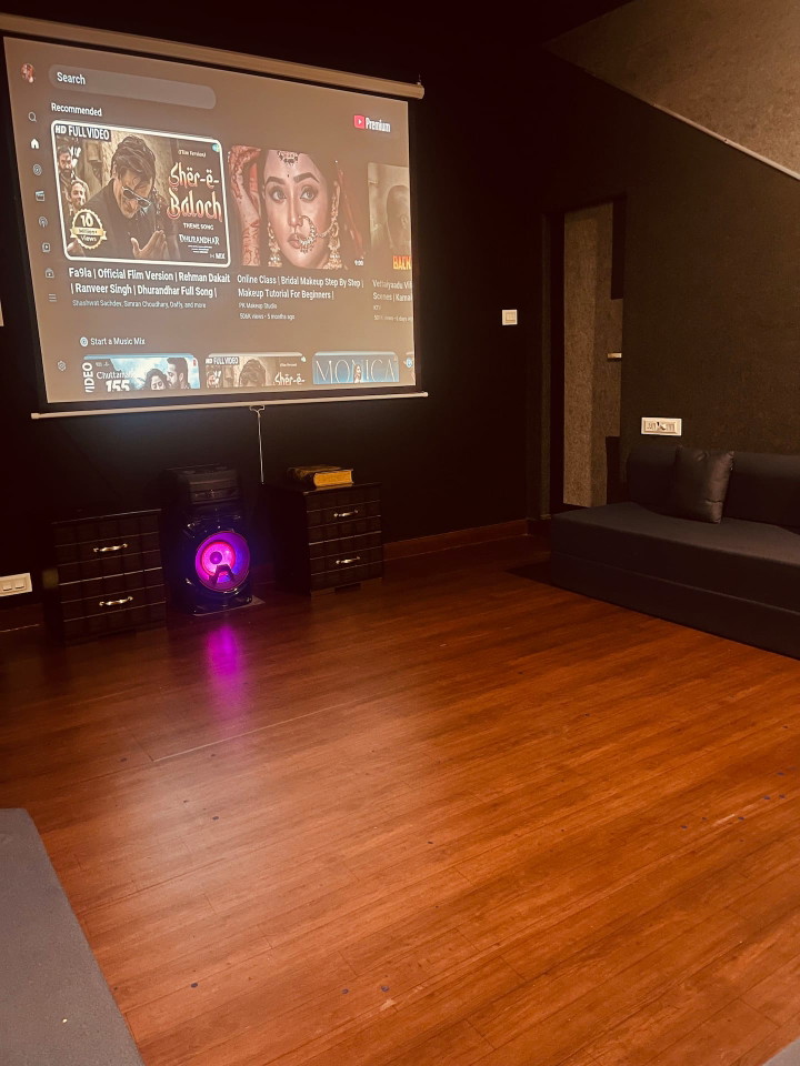 Entire Villaa Wth Hometheatre@ecr, Panaiyur, Beach - Chennai