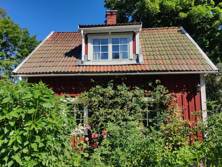 Underbar Stuga I Lummig Trädgård - Stockholm