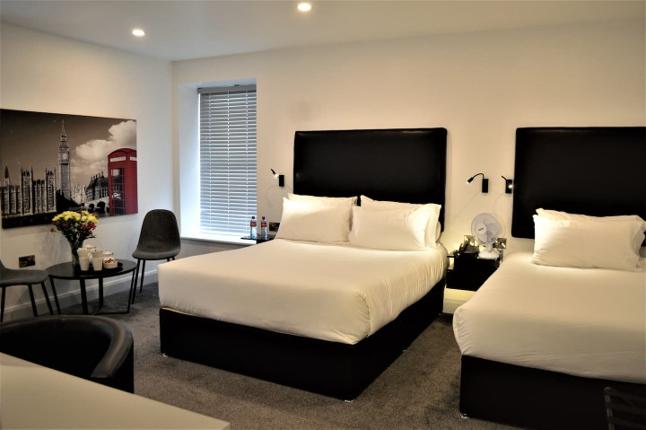 Family Room In The Hotel - Cobh