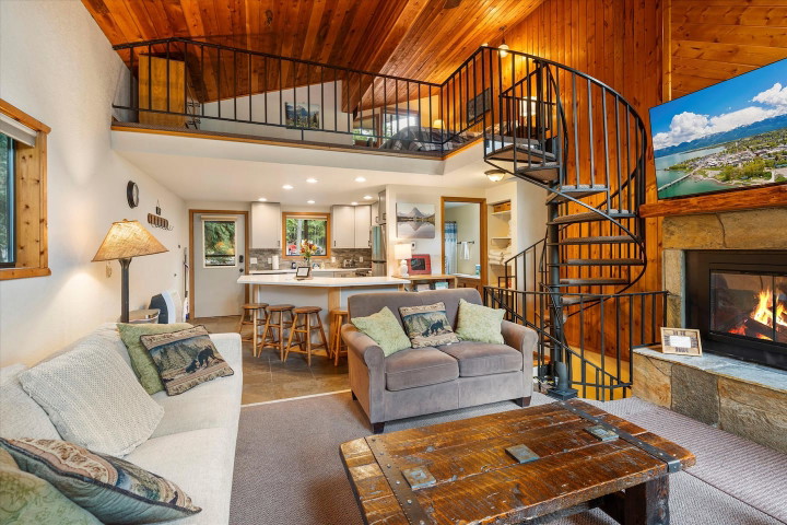 3-bdr, Montana Mountain Cabin Living - Whitefish, MT