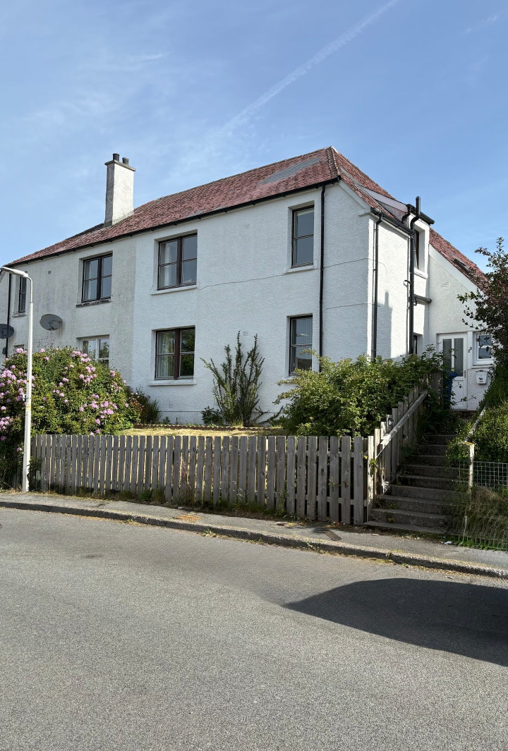 Portree, 2 Bedroom Flat, 3beds, Sleeps 5 - Portree