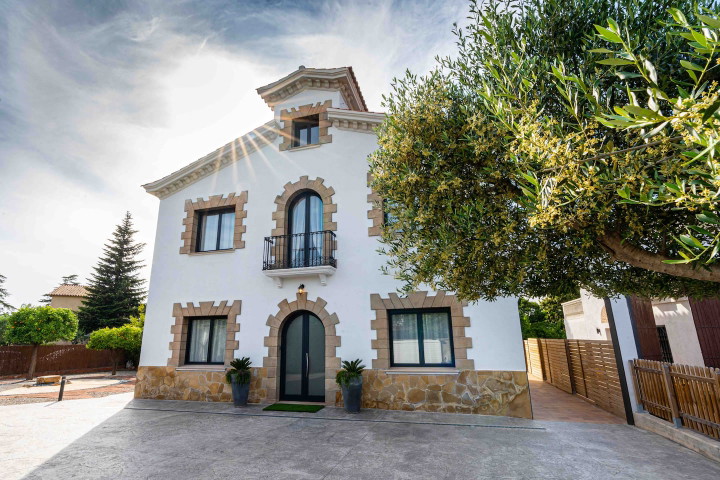 Singular Casa Amb Piscina A 20 Min De Barcelona - Sabadell