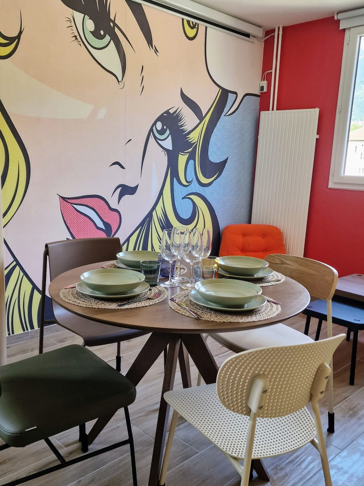 Pop Art Getaway For 5 People, Parking Nearby, Annecy - Albertville