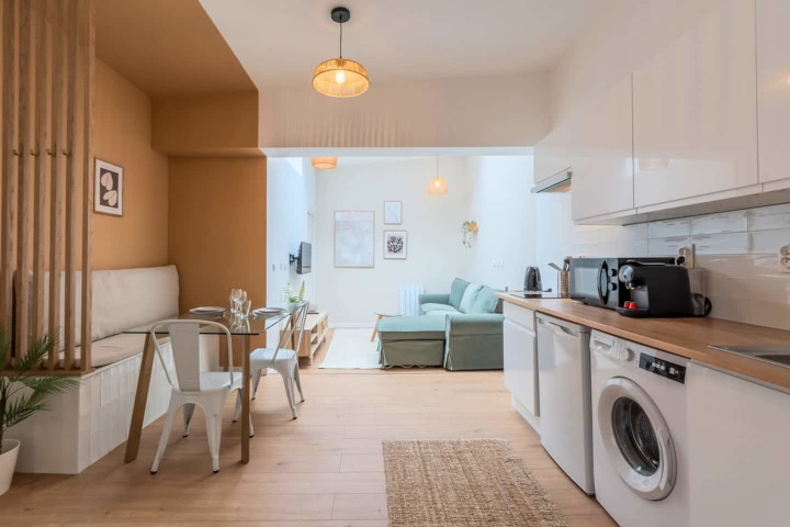 One-bedroom Apartment - Lille