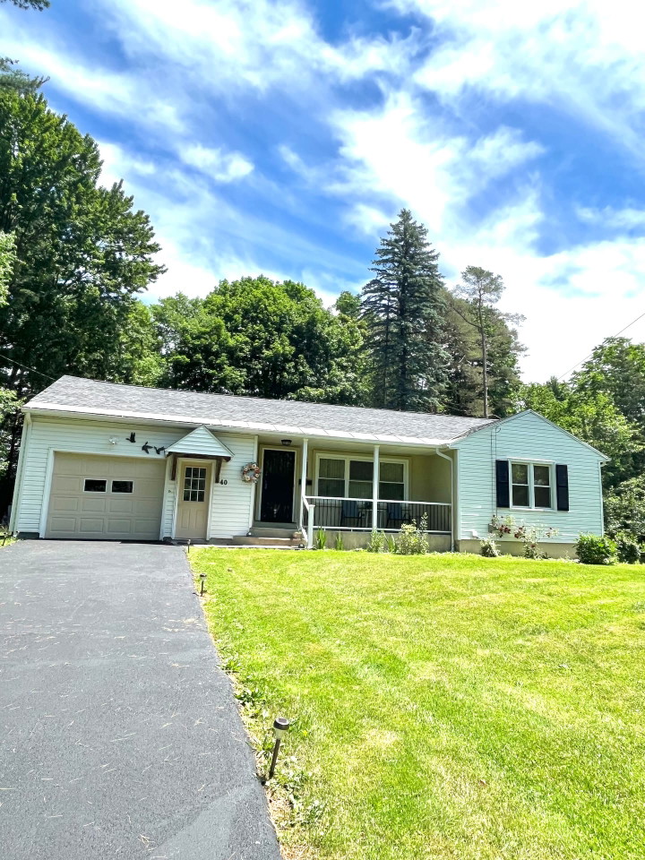 New Hartford Comfort Home - Utica, NY