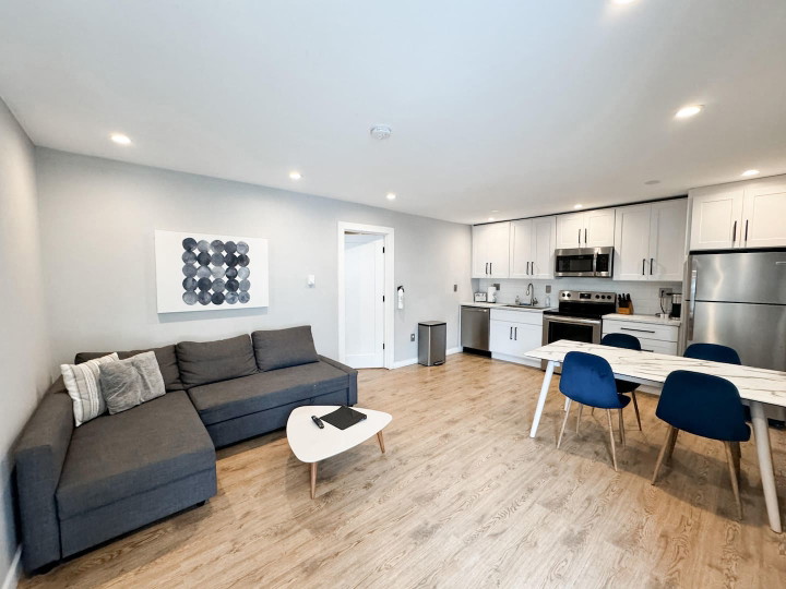 Beach Oasis- Apartment Steps From The Sand! - Norfolk, VA