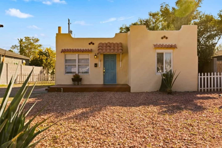 Hot Summer Deals Cute Clean Quiet Dog Friendly - Phoenix, AZ