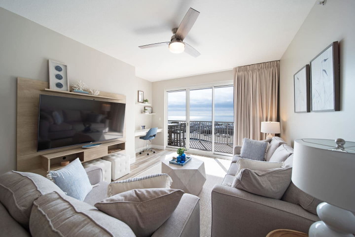 Summer Place 206 ~ Oceanfront ~ Beach Service - Fort Walton Beach, FL