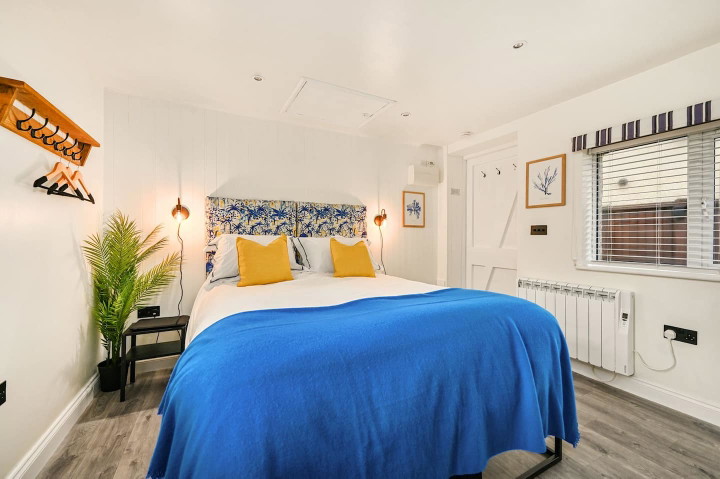 Stone's Throw - Less Than 50 Metres To Beach - Dymchurch